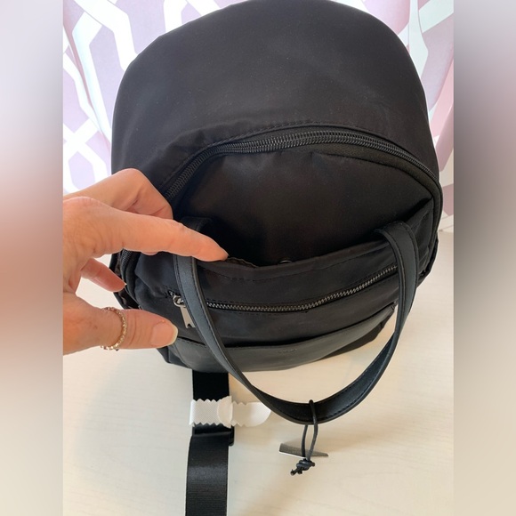 Tutilo | Bags | Nwt Tutilo New York Designer Backpack Unisex Bag | Poshmark